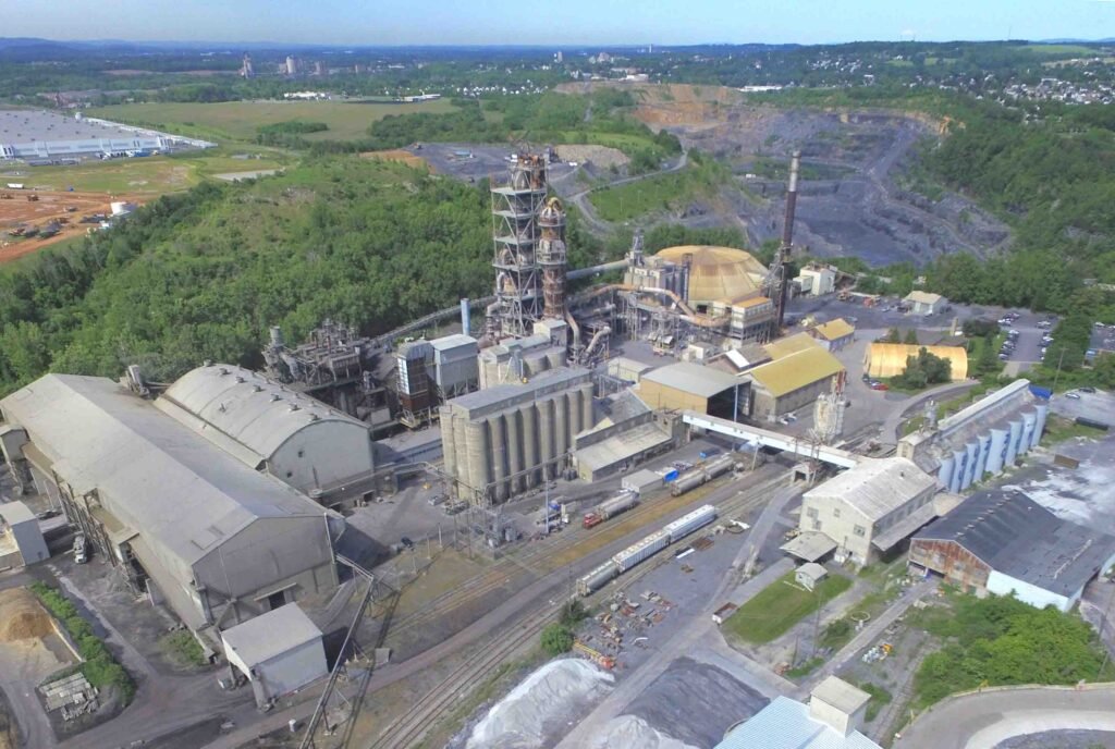 US Buzzi Unicem invests in Queens Carbon’s SCM | CCF2Up